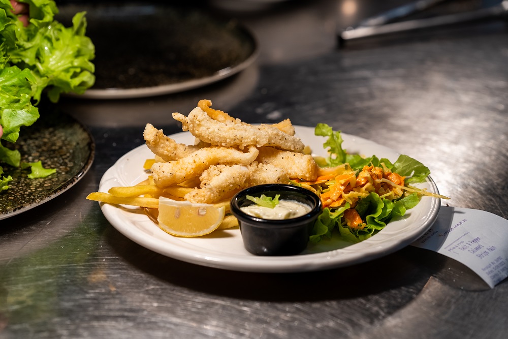 Eat + Drink – Club Robina Your place to eat,drink,play!