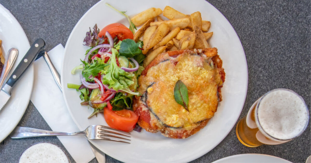 Welcome – Club Robina Your place to eat,drink,play!